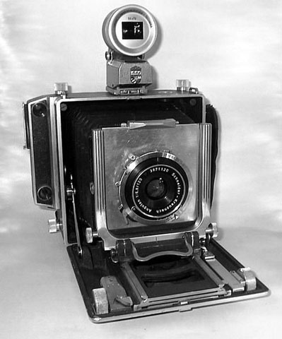 Stereo photos of classic press, view, and large-format SLR cameras